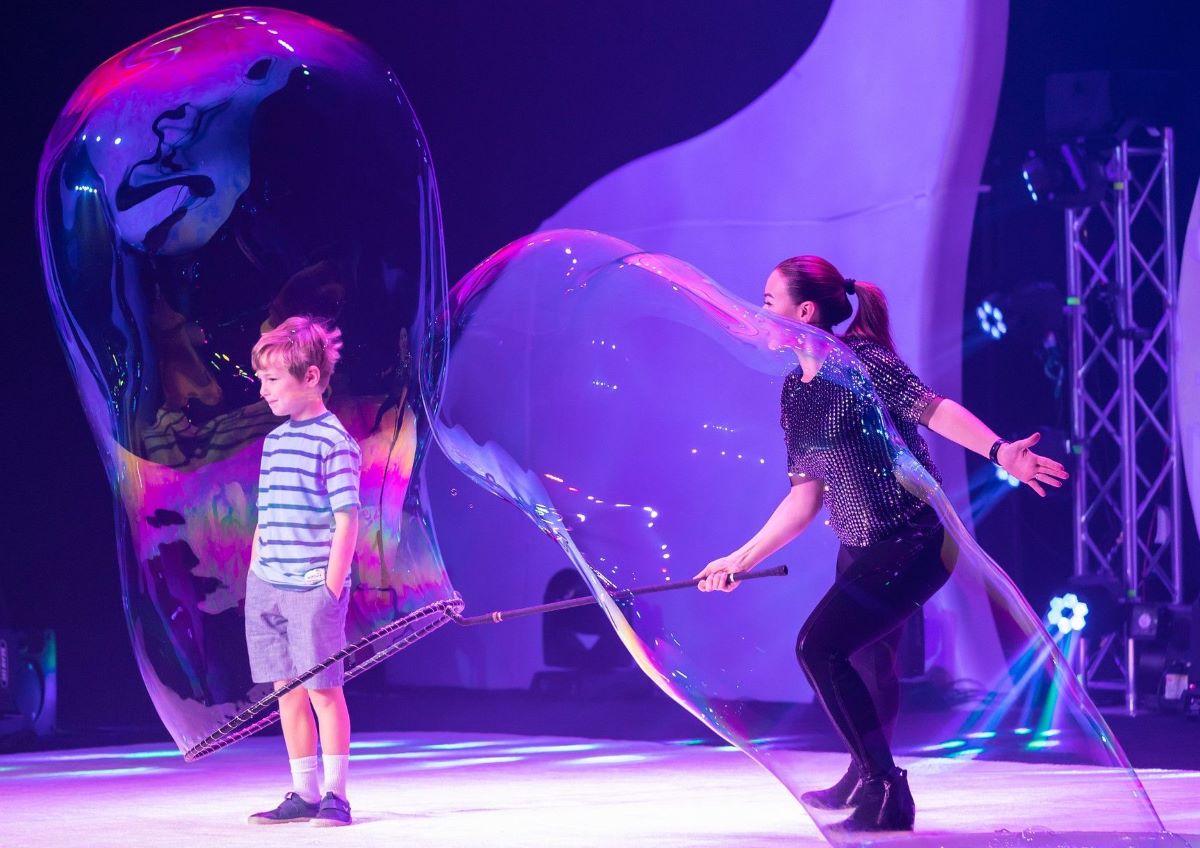 Time for giant bubbles again at the Discovery Cube in Santa Ana - New ...
