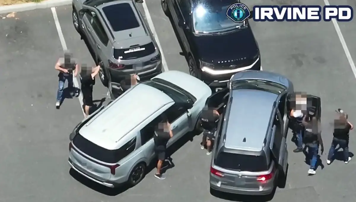 Three bank jugging suspects from Texas arrested on burglary charges by ...